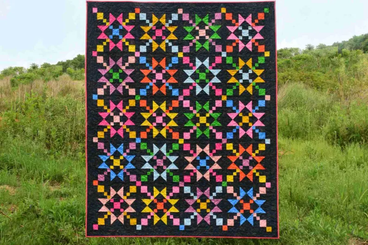 Modern Quilt Pattern - Quilt Binding Calculator